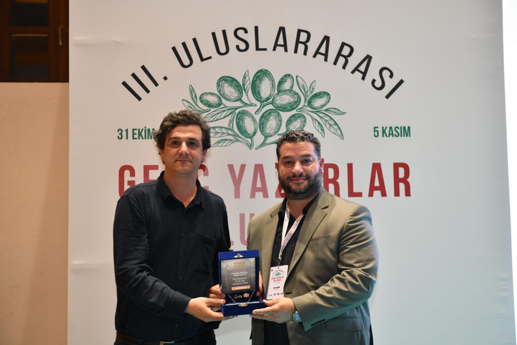 Türk Diasporası En İyi Eser Mansiyon Ödülü Hasan Deniz’e verildi